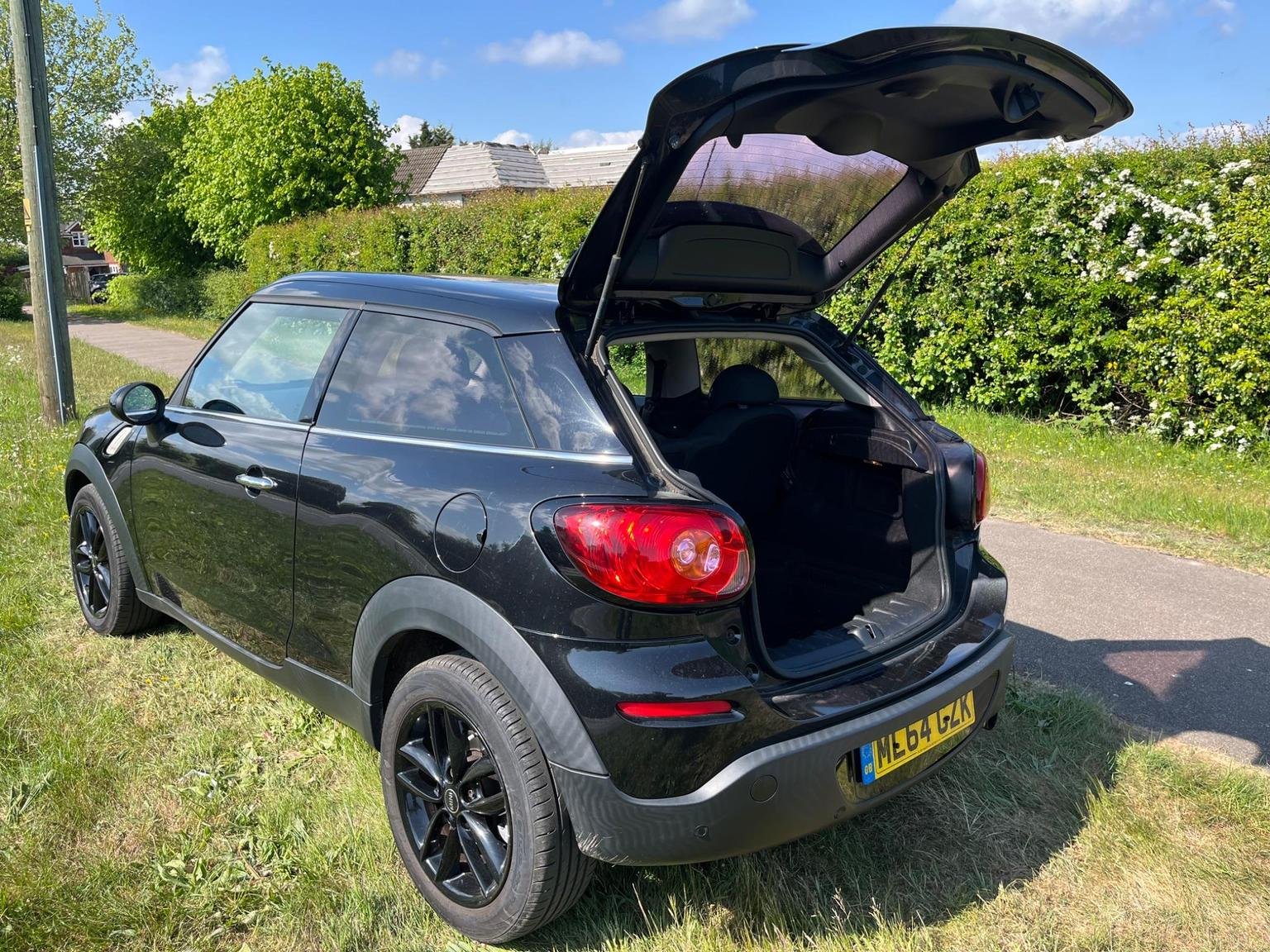 SOLD - Used MINI PACEMAN 2014 Black in West Kingsdown, Kent | Simpsons ...