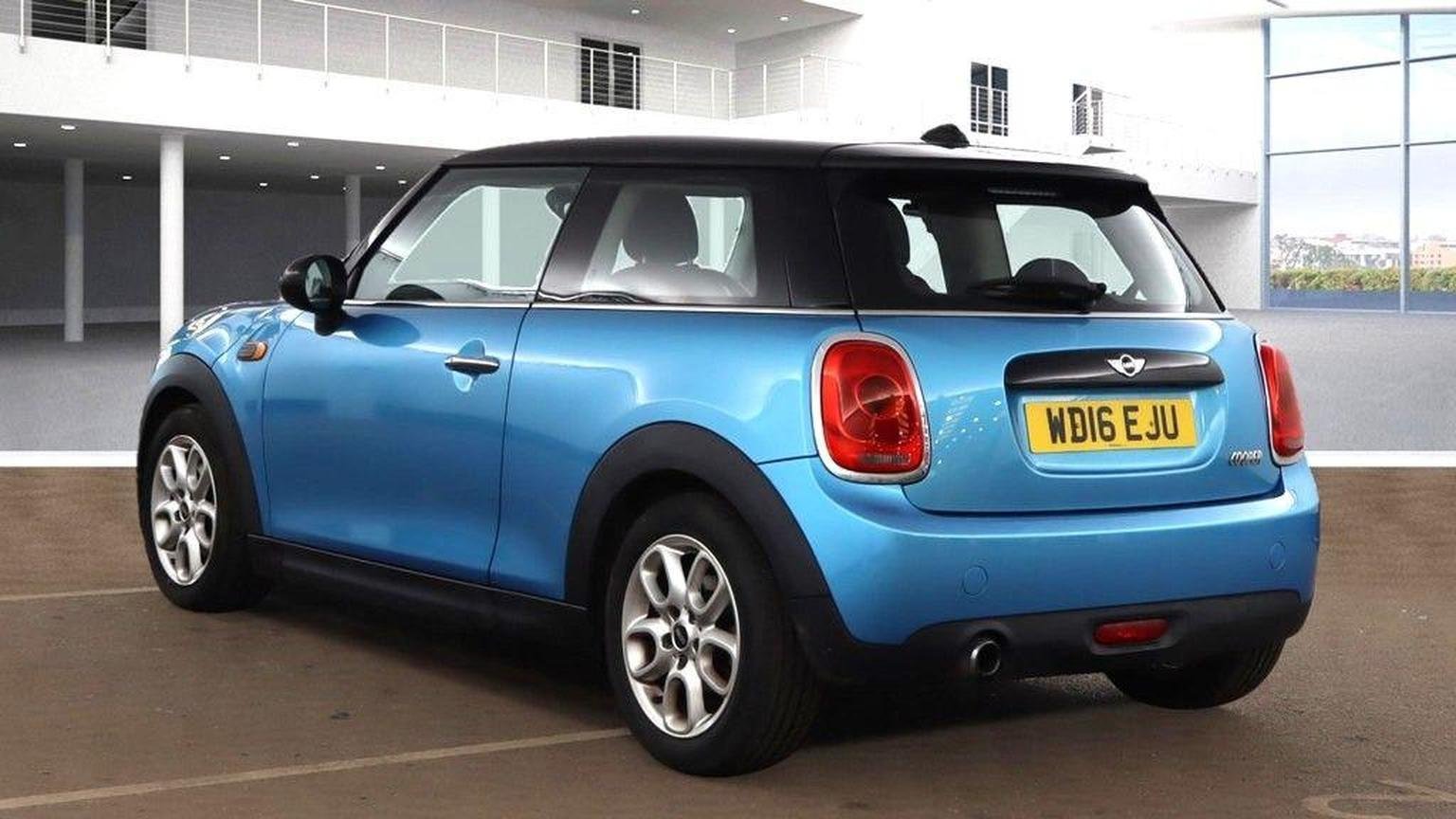 SOLD - Used MINI HATCH 2016 Blue in West Kingsdown, Kent | Simpsons Car ...